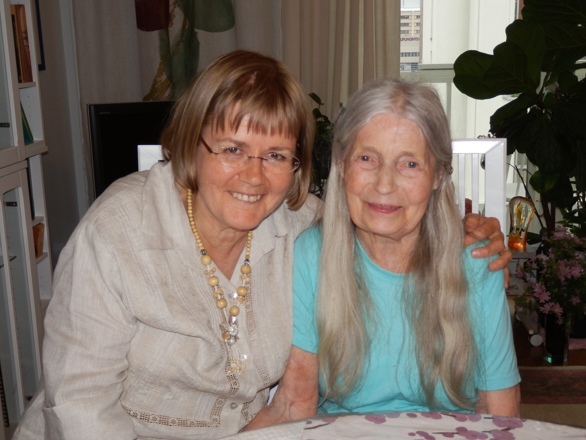 HYVÄ RUOKA – Elävä raakaravinto ry